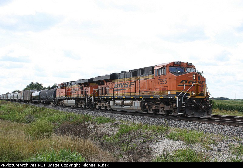 BNSF 7595